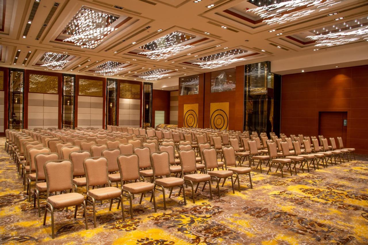 KAY-EM SPECTRA HOTEL, CHENNAI